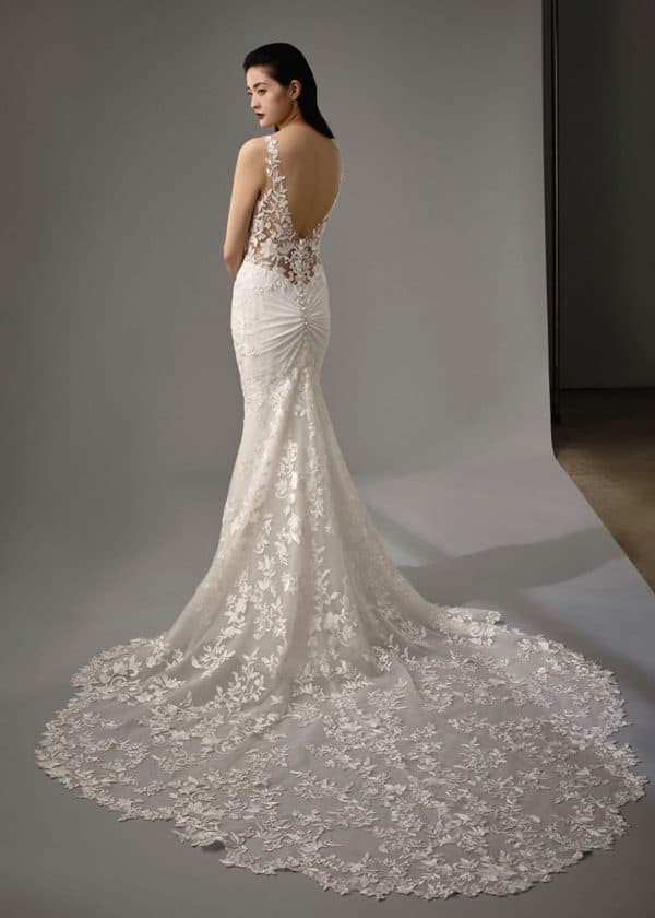 Trouwjurken met een lage rug - Weddings bruidsmode