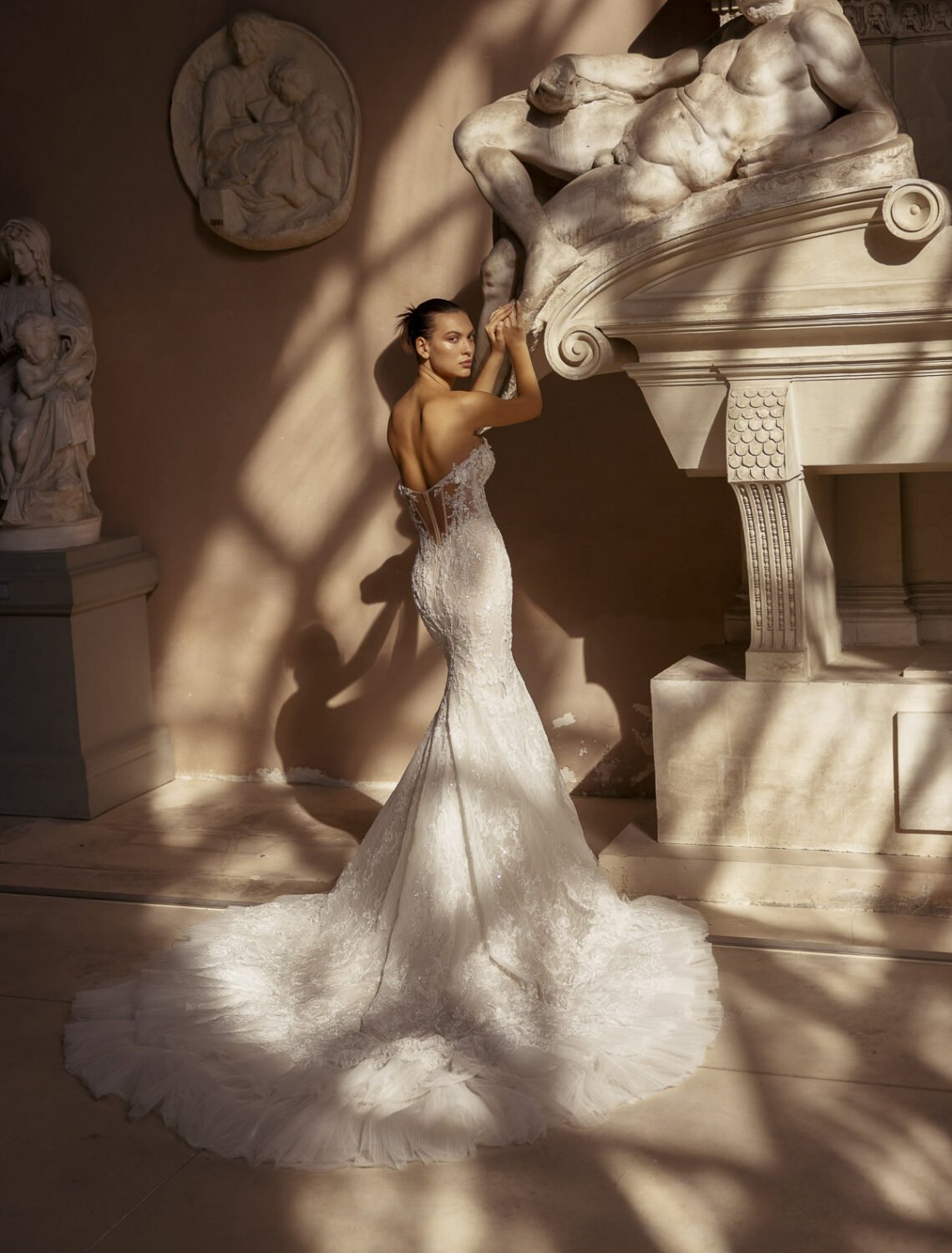 Trouwjurken met een bijzondere rug | Weddings Bruidsmode